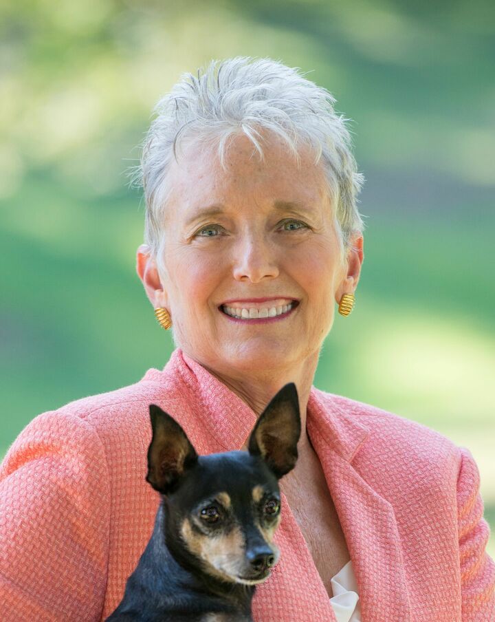 Susan Golden's Instagram, Twitter & Facebook on IDCrawl